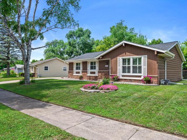 2040 Garland Ave
