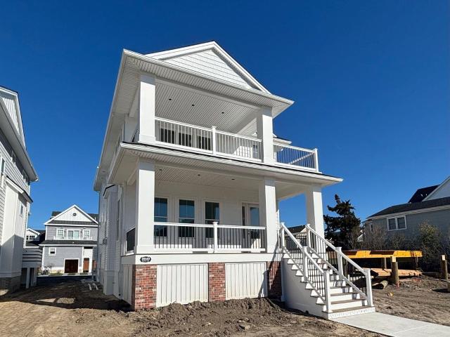 2040 Haven Ave