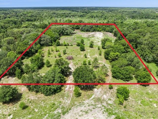 2040 Holly Hammock Rd, De Leon Springs, FL 32130