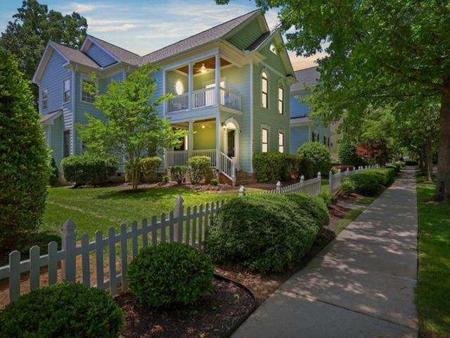 2040 Hopeton Ave, Raleigh, NC 27614