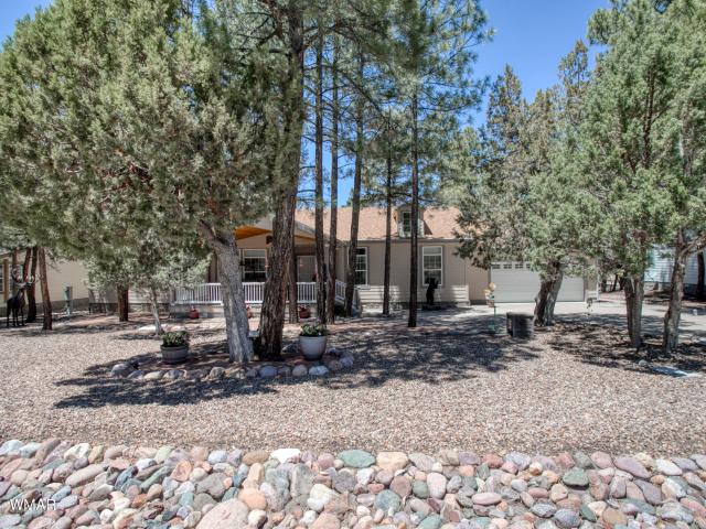 2040 Pineview Drive