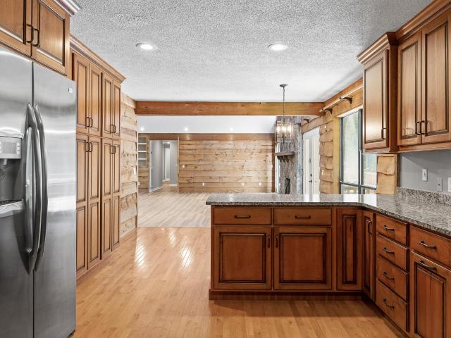 2040 Rock Bluff Road