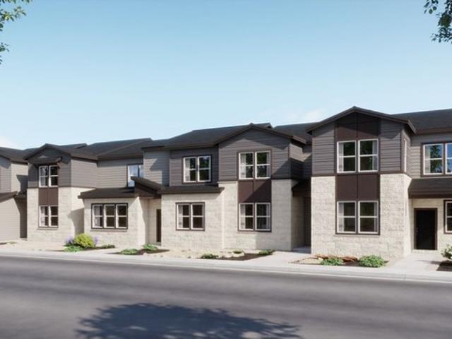 2040 S Jackson Gap St, Aurora, CO 80018