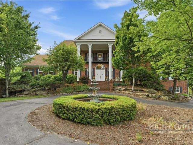 2040 Sorrento Dr, Boone, NC 28607