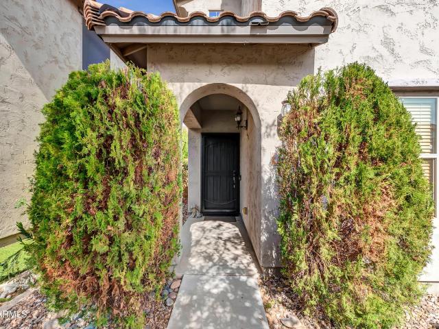 2040 W Kathleen Road
