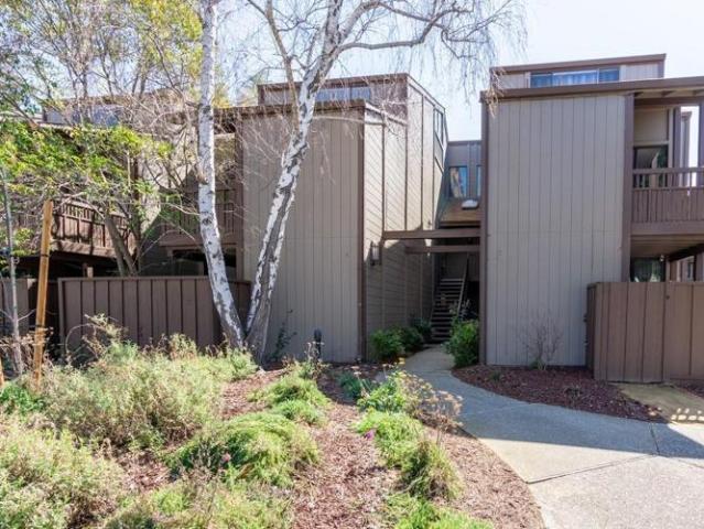 2040 W Middlefield Rd 12, Mountain View, CA 94043
