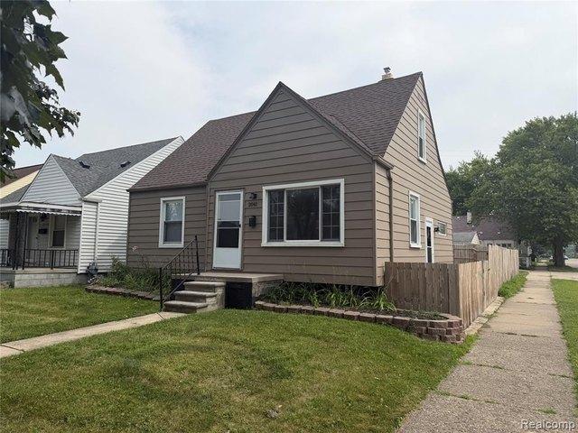 2041 Michigan Blvd, Lincoln Park, MI 48146