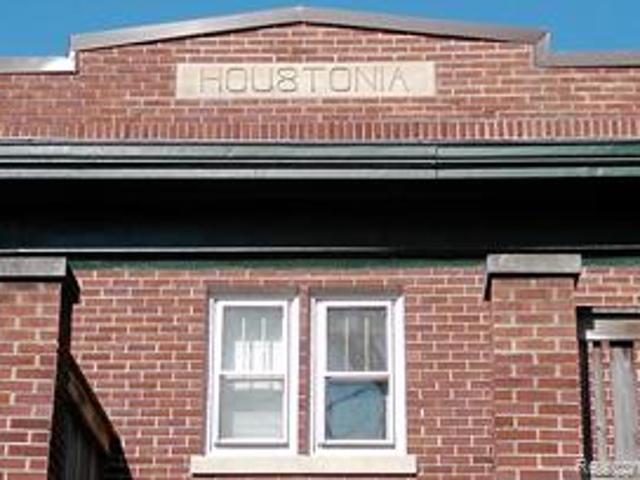 2041 N Main Street