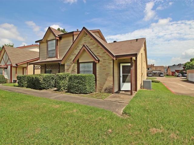 2041 Country Village Blvd Unit A, Humble, TX 77338