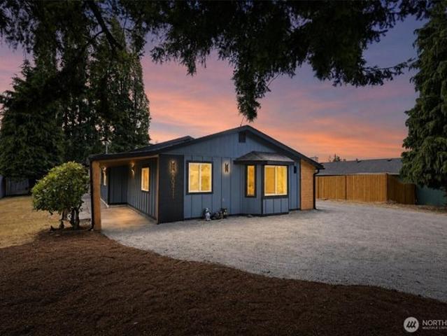 2041 st E, Bonney Lake, WA 98391