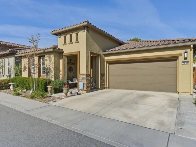 2041 Santoro Way