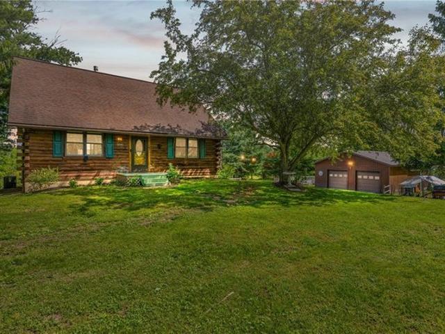 2041 Sherburne Rd, Walworth, NY 14568