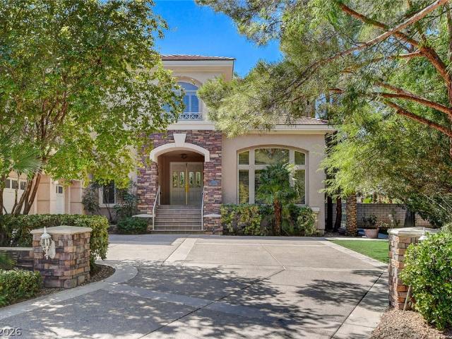 2041 TROON Drive