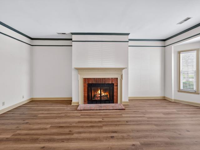 2041 Union Pl