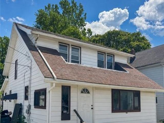 2041 13th St SW, Akron, OH 44314