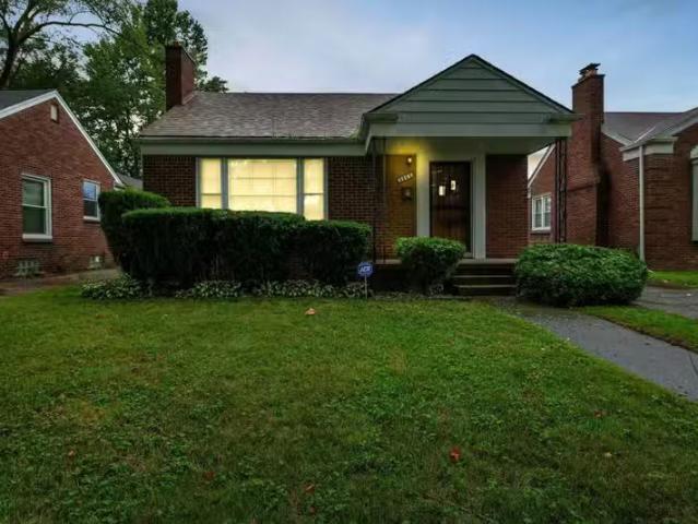 20423 MARK TWAIN ST, DETROIT, MI 48235 Single Family Residence.
