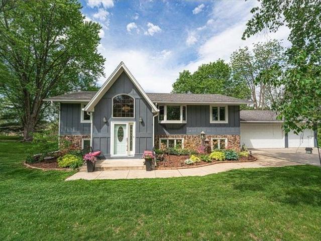 20426 Kanes Ln, Prior Lake, MN 55372