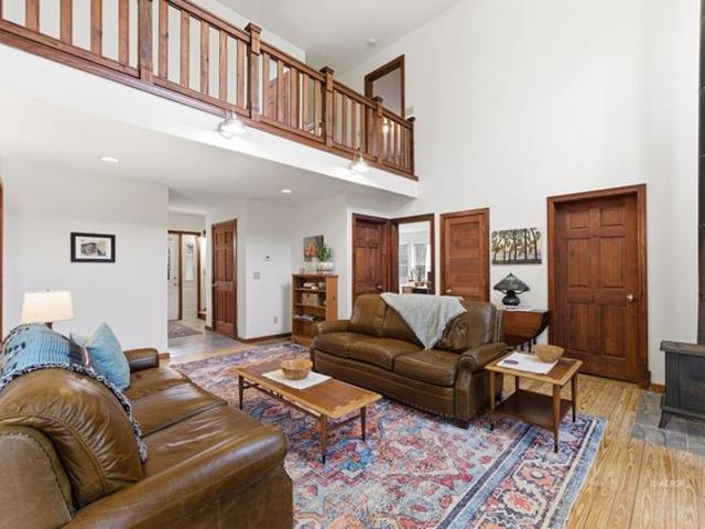 20429 State Route 278 SW, Nelsonville, OH 45764