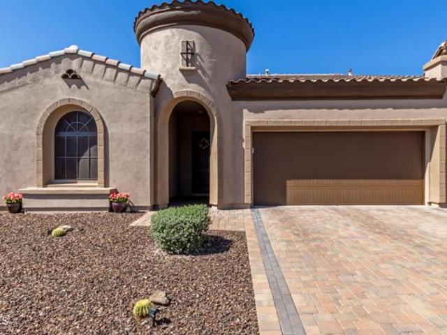 2042 N Canelo Hills, Mesa, AZ 85207
