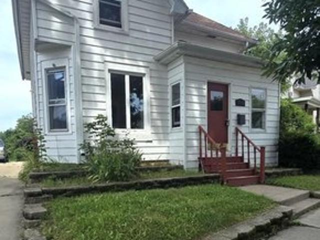 2042 Carmel Ave, Racine, WI 53405