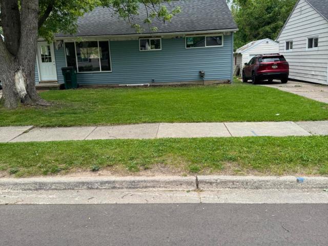 2042 Hillcrest Street