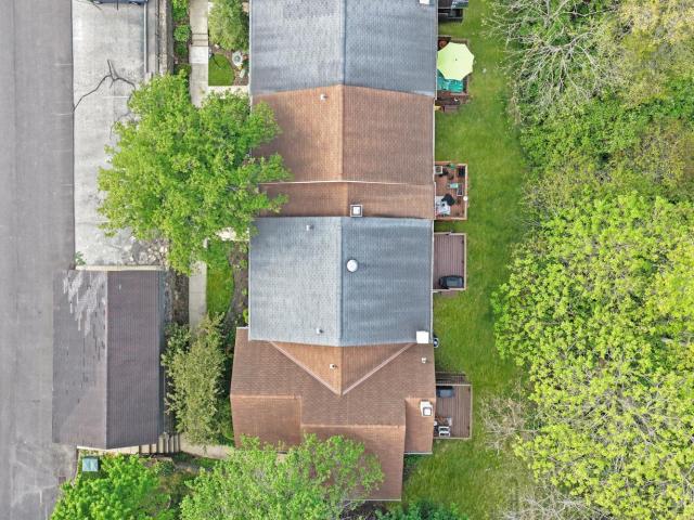 2042 Stratford Court