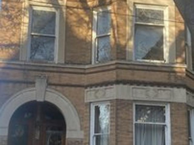 2042 W Walton St, Chicago, IL 60622