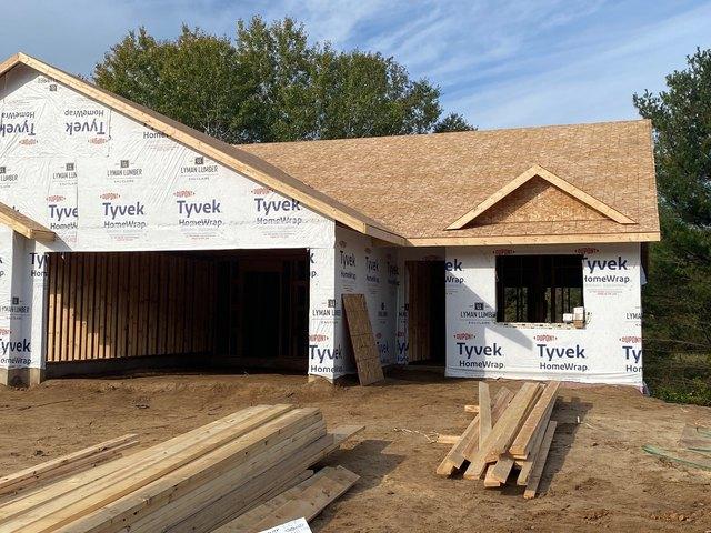 2042 Willow Bluff Rd, Chippewa Falls, WI 54729
