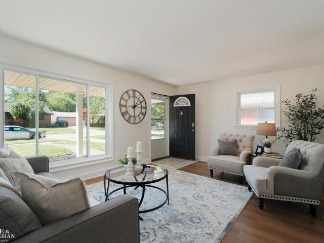 20433 Hunt Club Drive