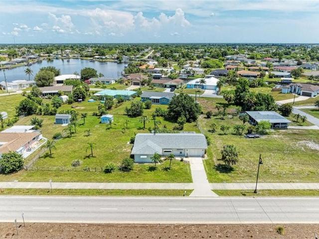 20430 Edgewater Dr, Port Charlotte, FL 33952
