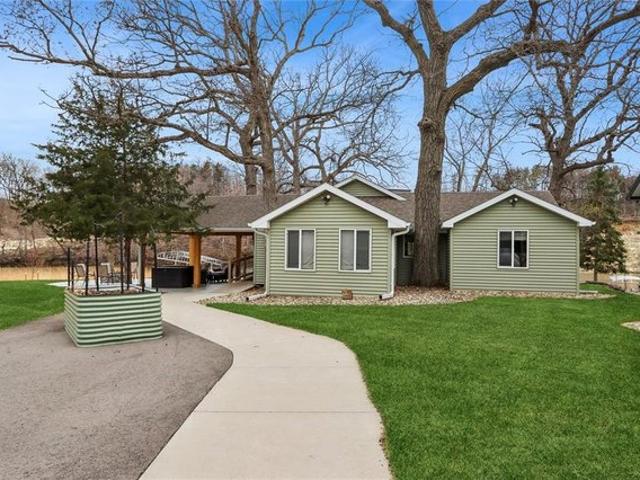 20434 th St, Delhi, IA 52223