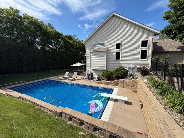 20439 Islandview Circle