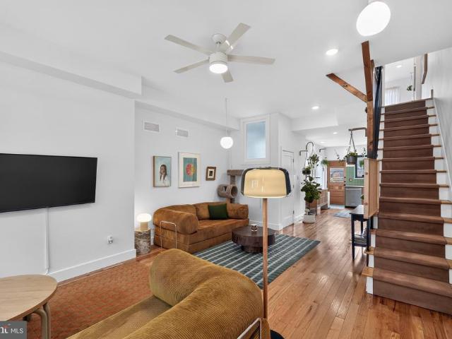 2043 N 3Rd Street