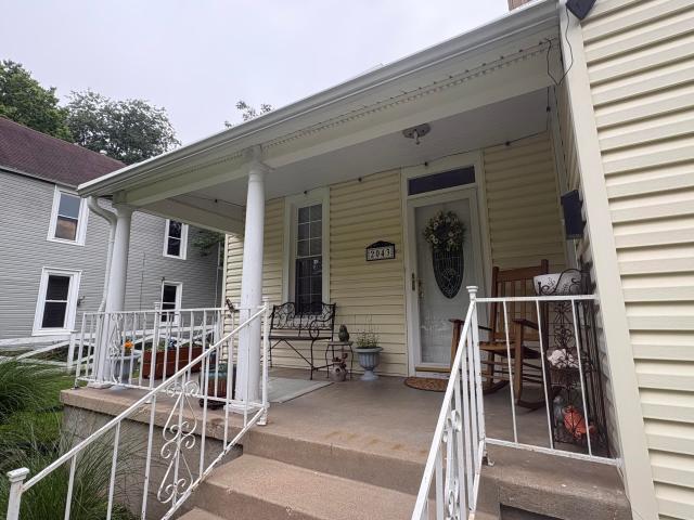 2043 N Jefferson Avenue