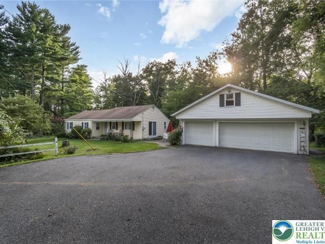 2043 Arndt Road