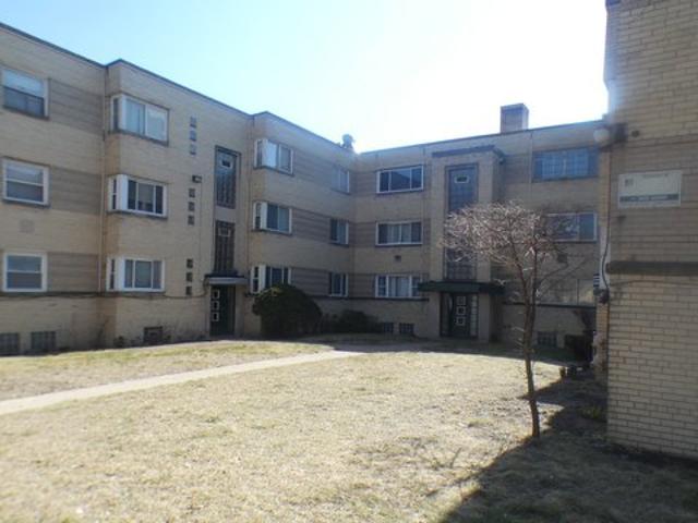 2043 E 72nd St Unit 1C, Chicago, IL 60649