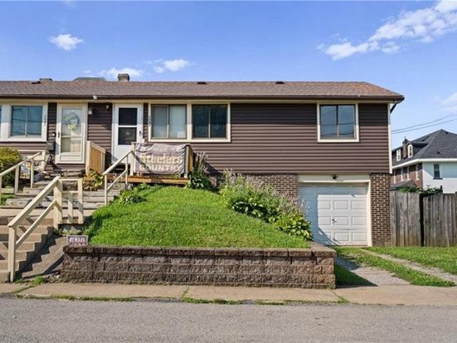 2043 Prospect Ave, Pittsburgh, PA 15218