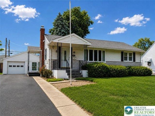 2043 Troxell St, Allentown, PA 18109