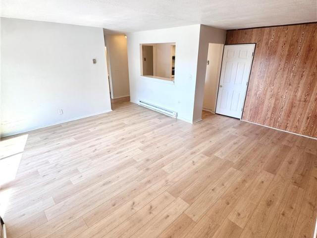 2043 W Allen A