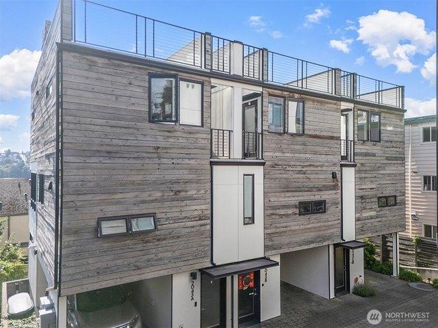 2043 13th Ave W Apt C, Seattle, WA 98119