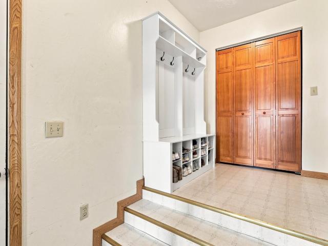 204 3rd Avenue NE