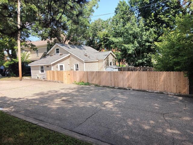 204 3rd Street E