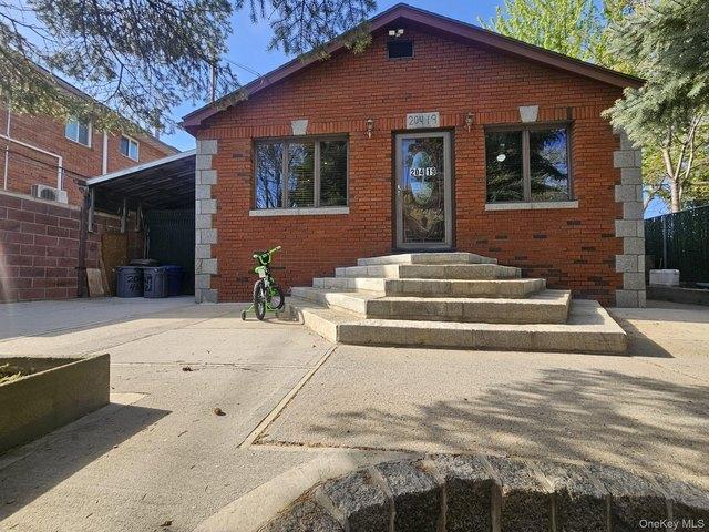204 1 Rd, Bayside, NY 11361