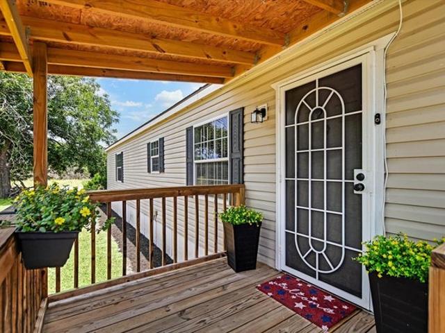 204 40th St, Horseshoe Bay, TX 78657
