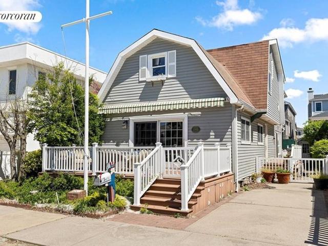 204 58 7th Ave, Queens, NY 11697