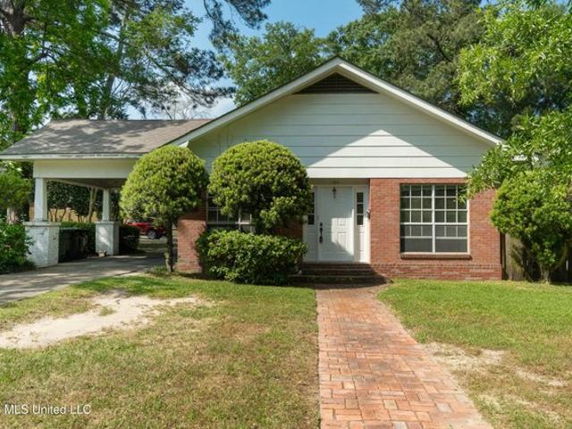 204 5th Ave, Hattiesburg, MS 39401