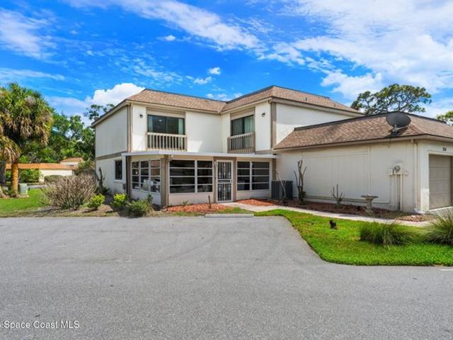 204 Country Club Dr, Melbourne, FL 32940