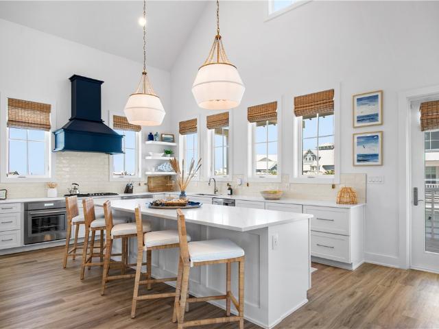 204 Coastline Drive