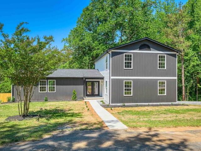 204 Carson St, Cowpens, SC 29330