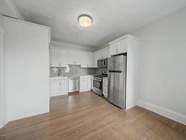 204 Church St # 2B